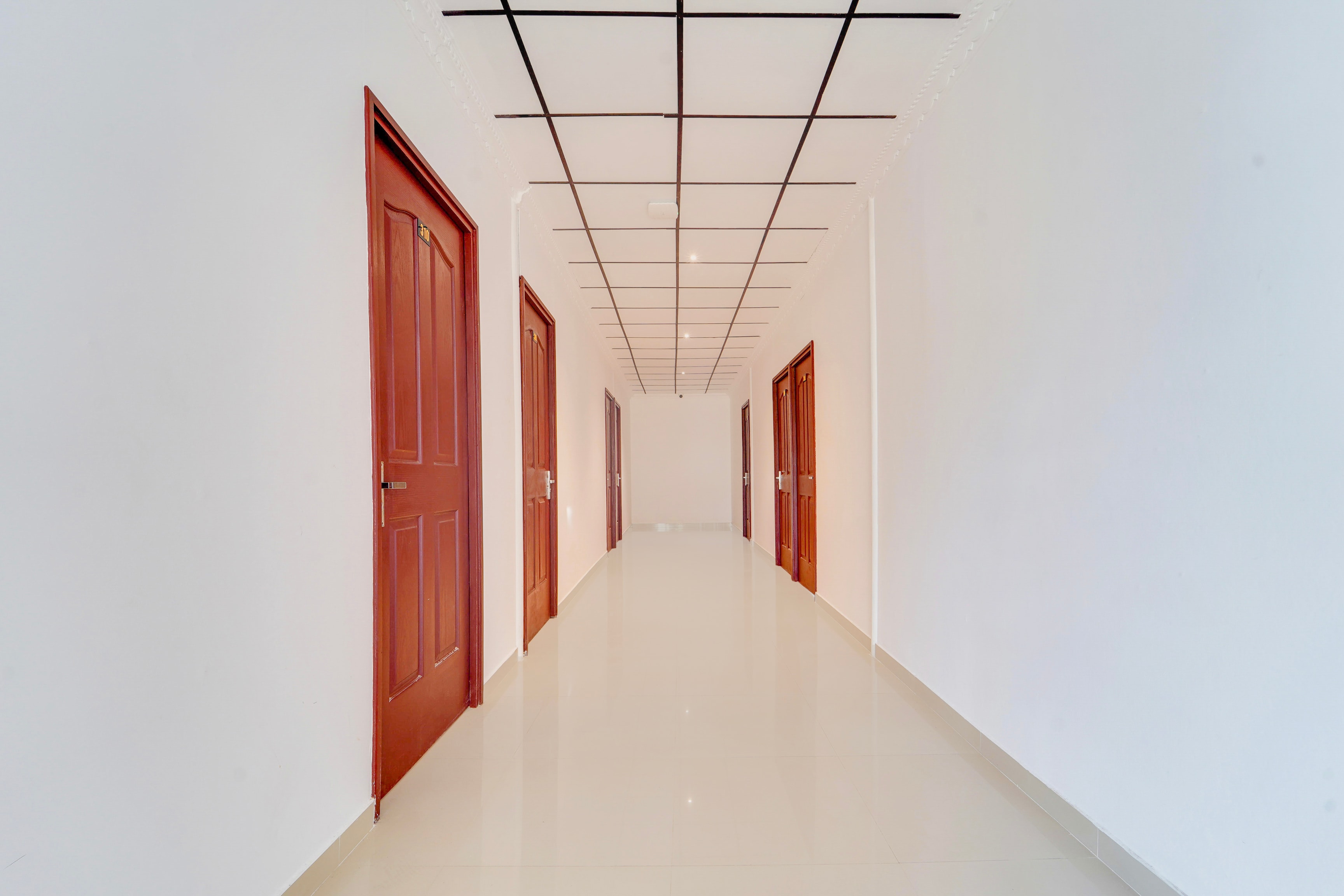 Book Super Hotel O Vazhakkala Kochi | Book @ Rs 794