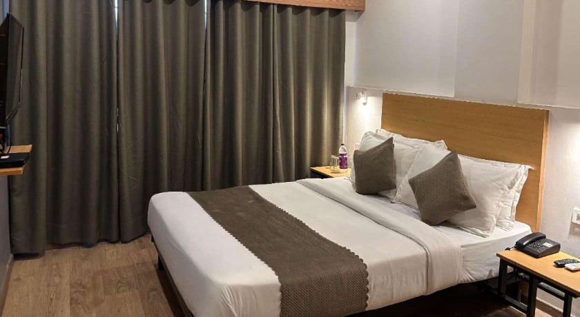 Book The Byke Landmark in Indore on Brevistay