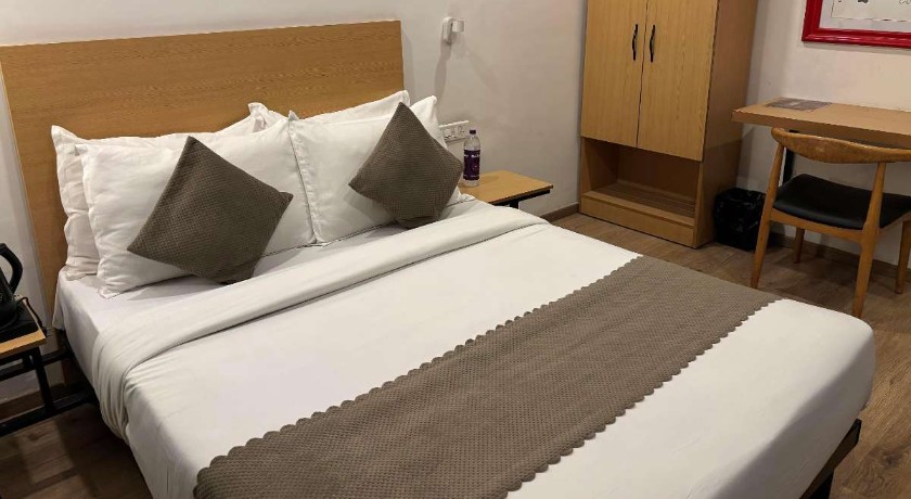 Book The Byke Landmark in Indore on Brevistay