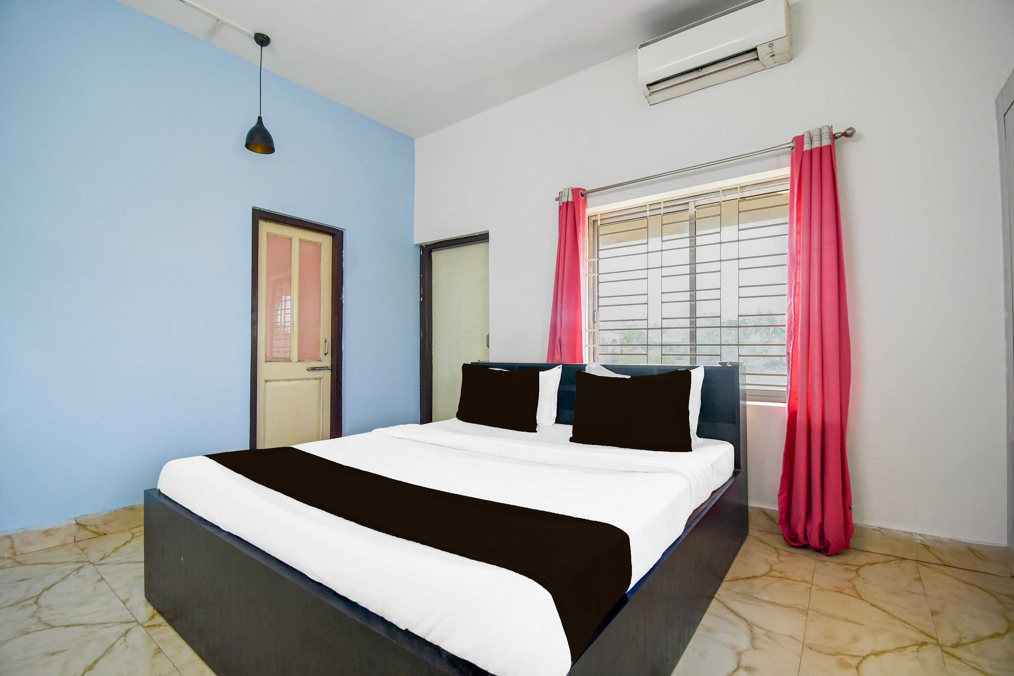 Book Super Hotel O Dumduma Near DN Regalia Mall Bhubaneswar | Book @ Rs 0